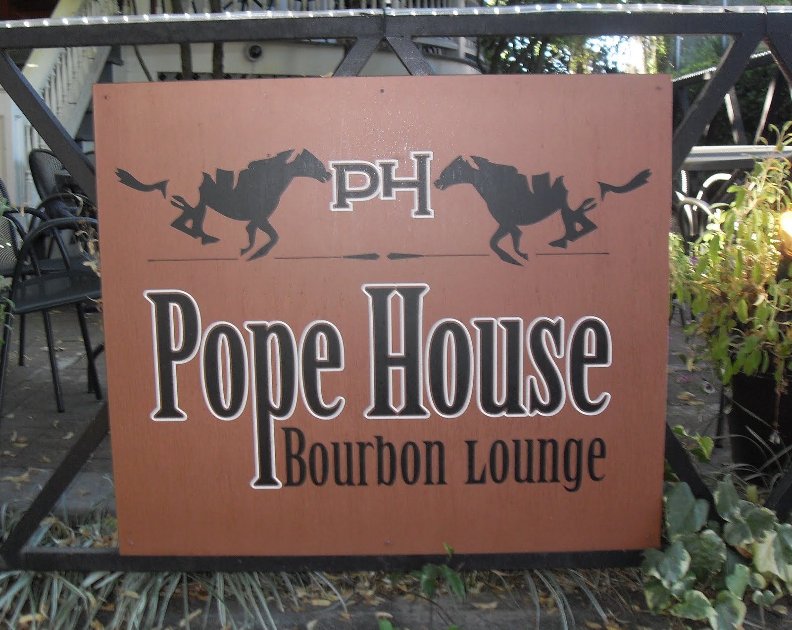 Pope House Bourbon Lounge, The - Drink Philly - The Best Happy Hours ...